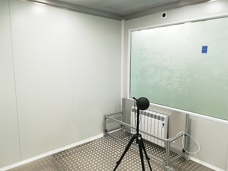 Calorimetric chambers for air conditioning equipment
