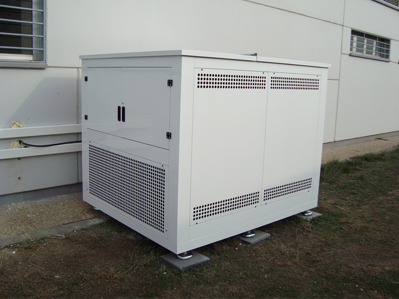 Horizontal frost and defrost chamber